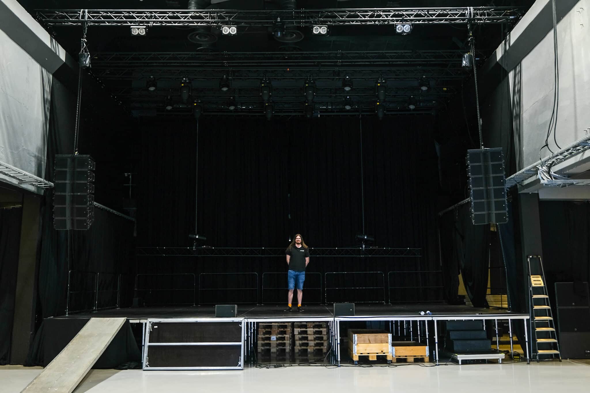 Jobbspesialistene: Aleksander gikk fra ensom på gutterommet til barsjef ...